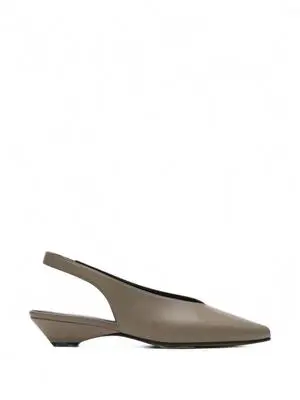 LOTTUSSE Beige Leather Pointed Toe Slingback Pumps - Neutrals