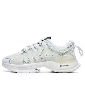 FILA Luce Sneakers