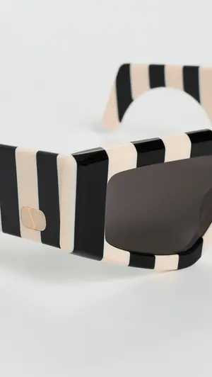 Valentino Garavani Ultra Vintage Sunglasses