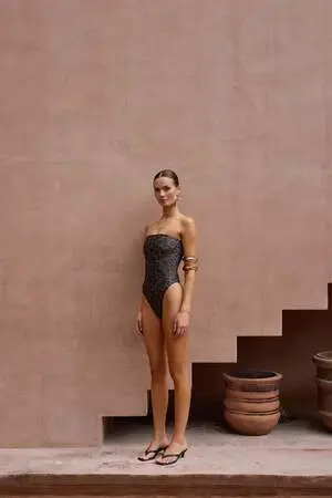 SAME Strapless One Piece