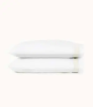 PEACOCK ALLEY Soprano Trim Sateen Pillowcases - Platinum