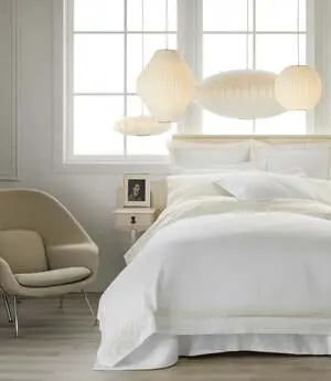 PEACOCK ALLEY Soprano Trim Sateen Duvet Cover - Platinum