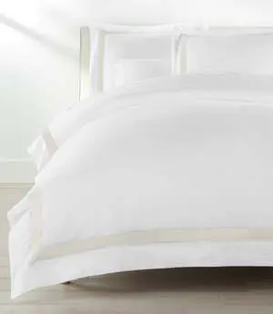 PEACOCK ALLEY Soprano Trim Sateen Duvet Cover - Platinum