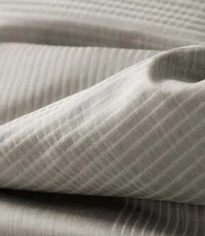 PEACOCK ALLEY Matteo Plaid Bed Skirt