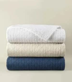 PEACOCK ALLEY Heritage Stonewashed Linen Coverlet - Navy