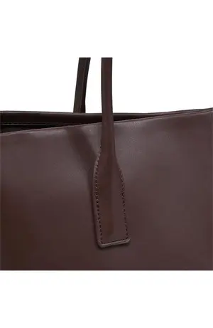 URBAN EXPRESSIONS Levi Tote