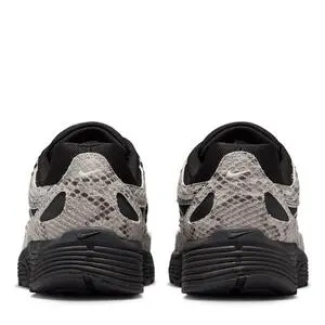 Nike Chunky Retrostyle Sneakers