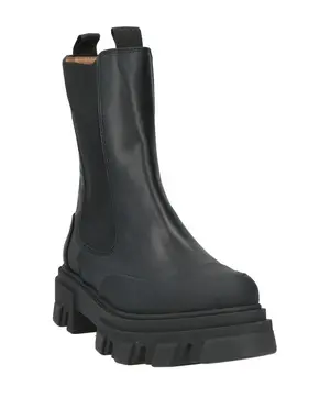 GANNI Chelsea Boots