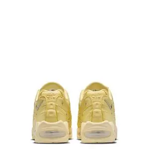 Nike Slim Qs Low Top Sneakers