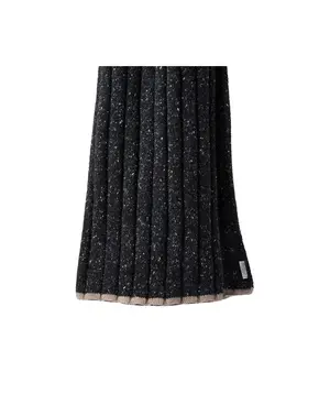 Brunello Cucinelli Ribbed Cashmere Scarf - Black