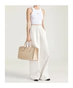 Givenchy Medium Antigona Catchall Bag In Shiny Grained Leather