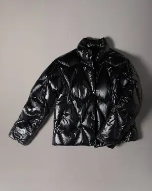 Moose Knuckles Long-sleeved Down Jacket