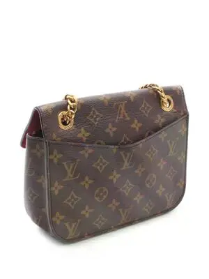 LOUIS VUITTON Passy Monogram Chain Shoulder Bag - Brown