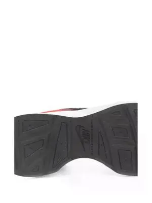Nike Logo Detail Lace Up Sneakers