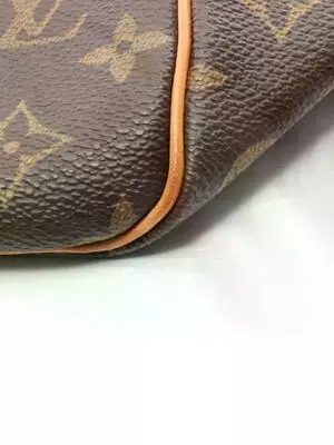 LOUIS VUITTON Monogram Keepall 50 Holdall