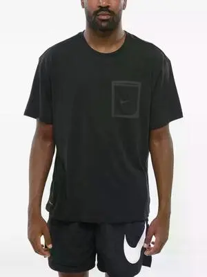 Nike Logo-print Chest-pocket T-shirt - Black