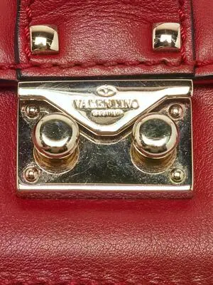 Valentino Garavani Glam Lock Pyramid-stud Shoulder Bag