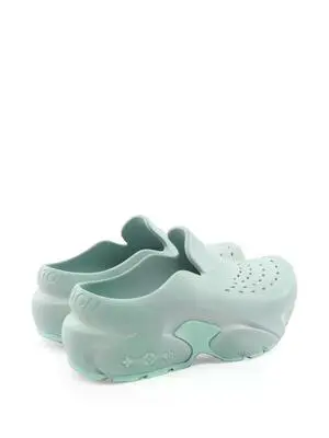 LOUIS VUITTON 2020s Shark Line Sandals
