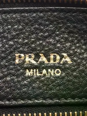 Prada 2010-2026 Vitello Daino Zip Top Satchel