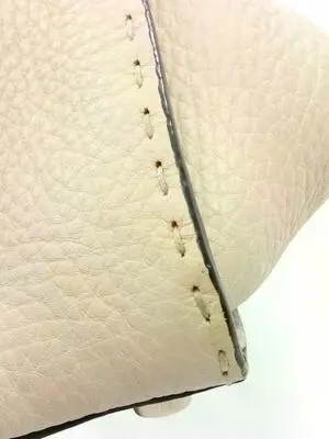 Fendi 2000-2010 Medium Leather Selleria Peekaboo Iconic Satchel