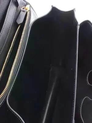 Celine 2000s Classic Box Shoulder Bag - Black