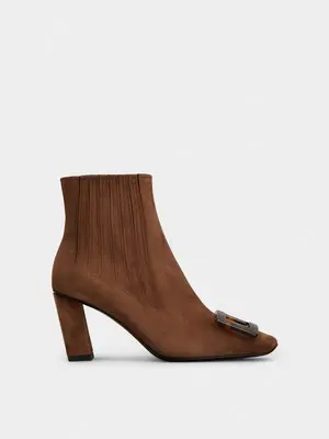 ROGER VIVIER Belle Vivier Chelsea Boots In Suede