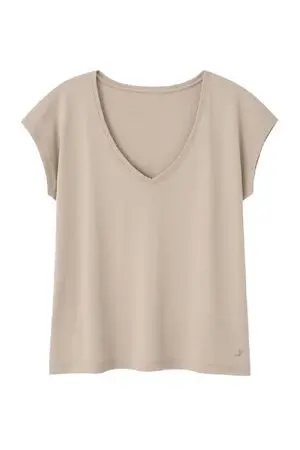 CONQUISTA Essential Dolman Sleeve V-neck T-shirt