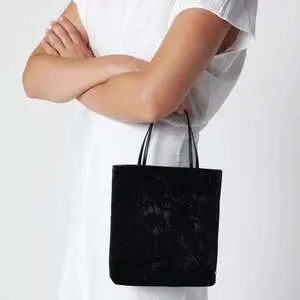 VALESQUE Thea Velvet Tote Bag