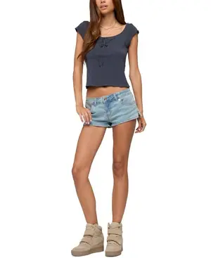 EDIKTED Pera Wide Scoop Neck Tie Top