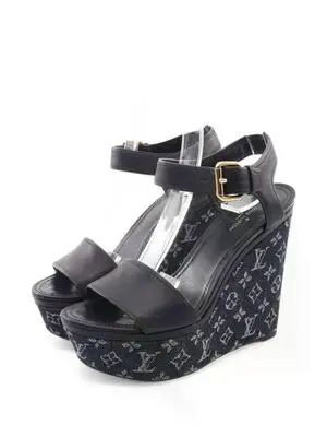 LOUIS VUITTON 2017 Monogram Wedge Sandals