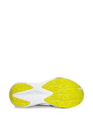 PUMA Maxima Pro Running Round-toe Low-top Sneakers