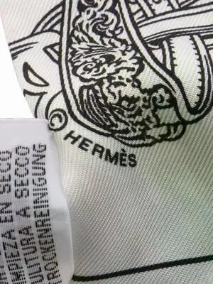 Hermès 2010s Brides De Gala En Fleurs Silk Scarf