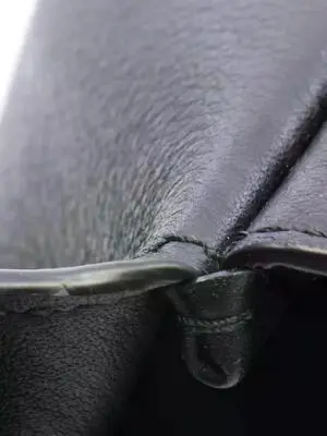 Saint Laurent Le 5 À 7 Tote Bag - Black