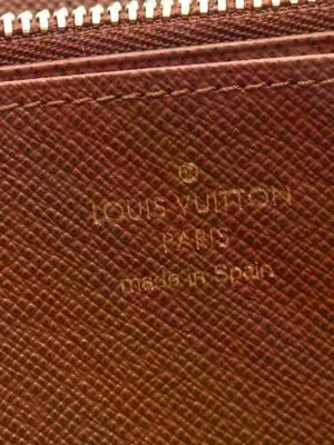 LOUIS VUITTON 2019 Zippy Wallet