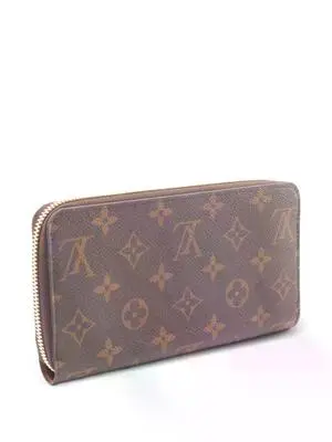 LOUIS VUITTON 2019 Zippy Wallet - Brown