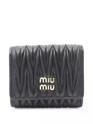 Miu Miu 2020s Matelassé Trifold Wallet - Black