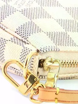 LOUIS VUITTON Pochette Accessoires Damier Clutch Bag