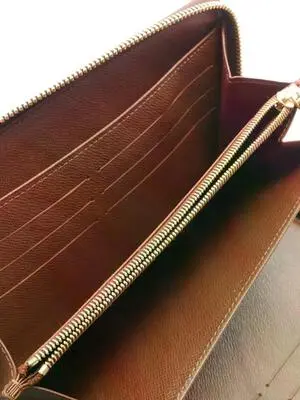 LOUIS VUITTON 2019 Zippy Monogram Wallet - Brown