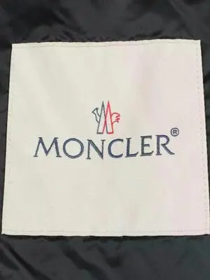 Moncler 2010s Barthe Down Gilet