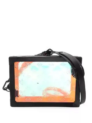 LOUIS VUITTON Shoulder Bag