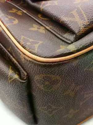 LOUIS VUITTON Monogram Tote Bag