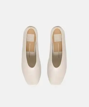 DOLCEVITA Dolce Vita Andey Leather Block Heel Flats