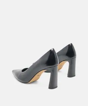 DOLCEVITA Dolce Vita Kayna Pointed Toe Sculpted Heel