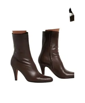 THE ROW Leather Ankle Boots - Brown
