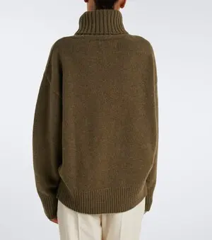 Extreme Cashmere N°20 Oversize Turtleneck Sweater
