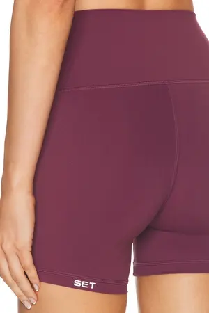 SET ACTIVE Breathe Short
