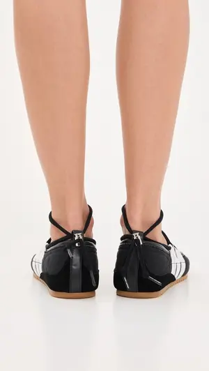 Marc Jacobs The 400 Bleeckerinas