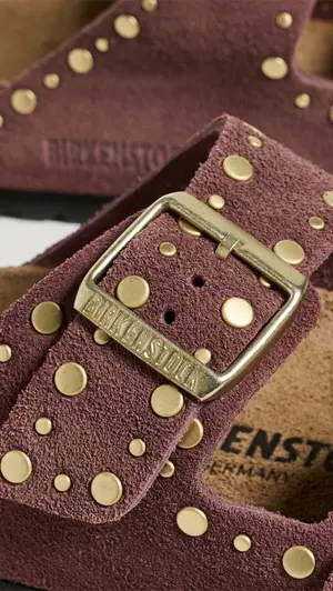 BIRKENSTOCK Arizona Rivets Sandals