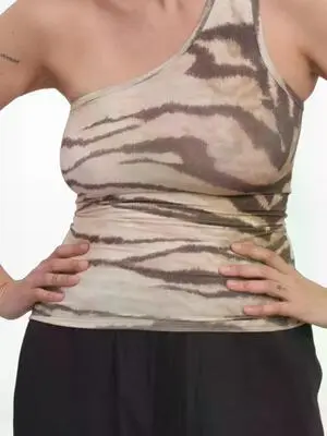 BASERANGE Speck One-shoulder Top