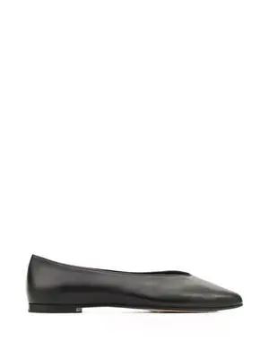 LOTTUSSE Bella Almond-toe Pumps - Black